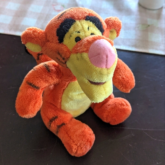 Toys | Plush Tigger | Poshmark